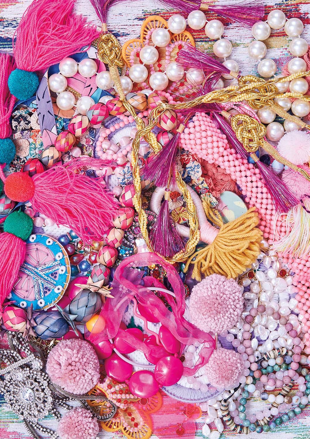 Jewelry Jumble - 500 Piece Jigsaw Puzzle by Buffalo Games | Serious Puzzles